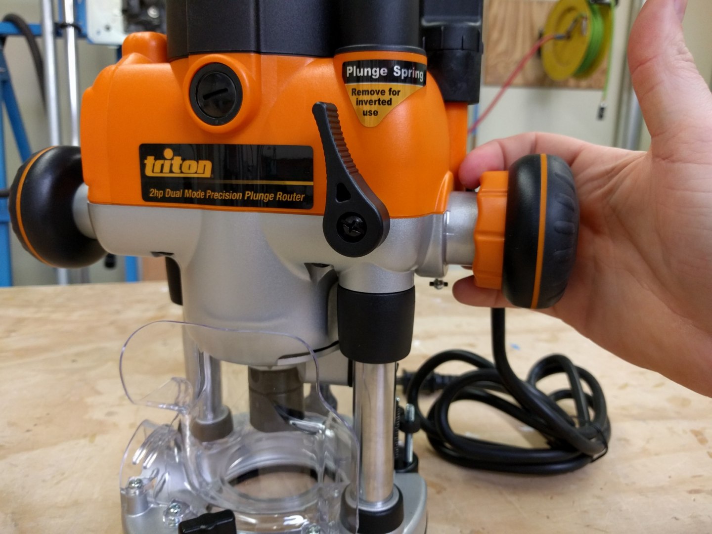 Triton MOF001 1400W Plunge Router - Tools and Consumables ...