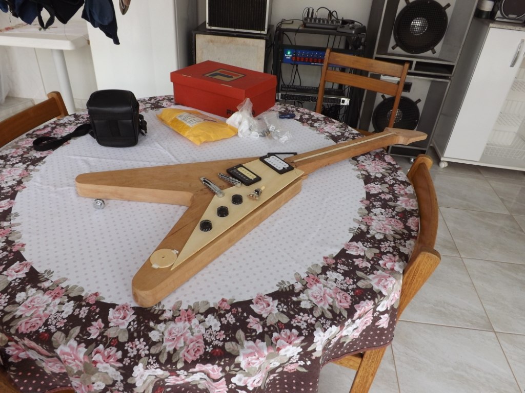 First Build: Flying V 58 (custom) - In Progress and Finished Work ...