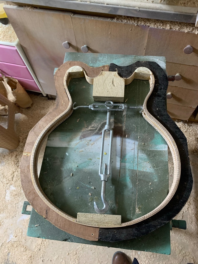 Hollowbody Oddball guitar build - In Progress and Finished Work ...