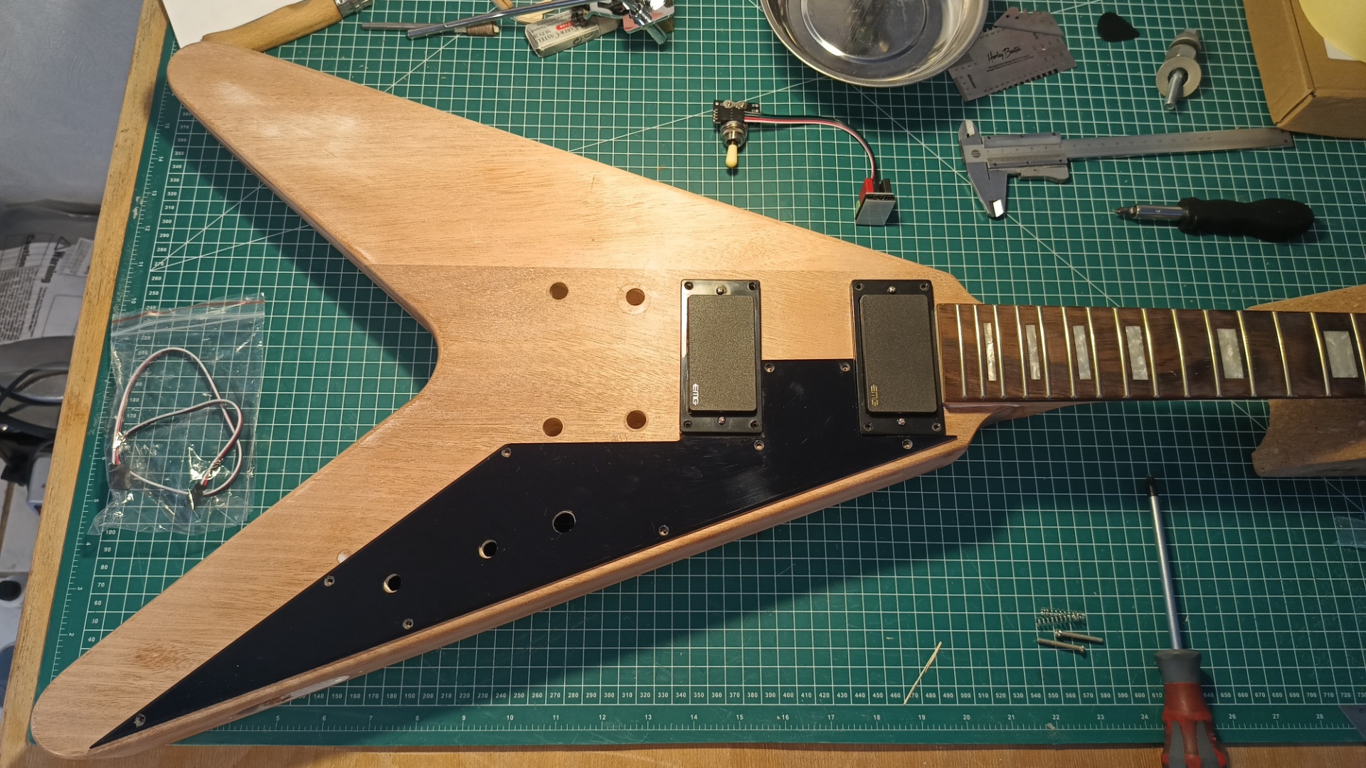 First time guitar build: Flying V kit from Rocktile - In Progress and ...